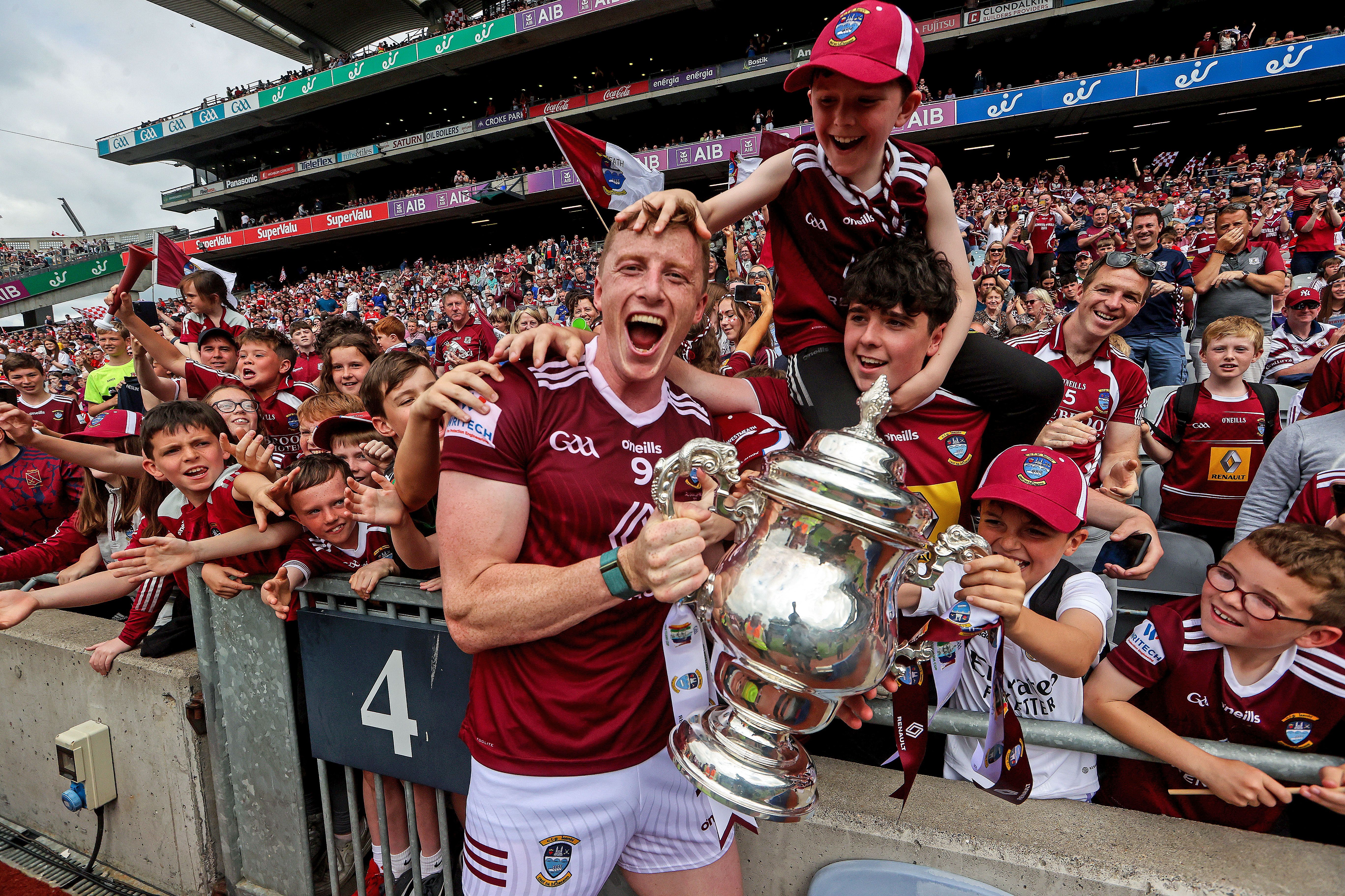 All eyes on Connacht semis